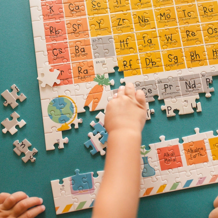 PERIODIC TABLE - 500 PIECE EDUCATIONAL JIGSAW PUZZLE